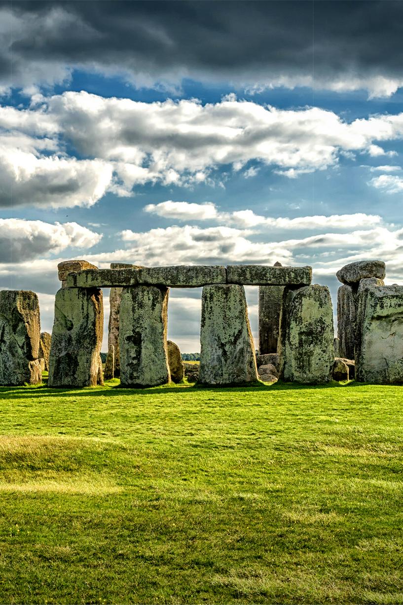 Windows 7 Stonehenge Wallpaper